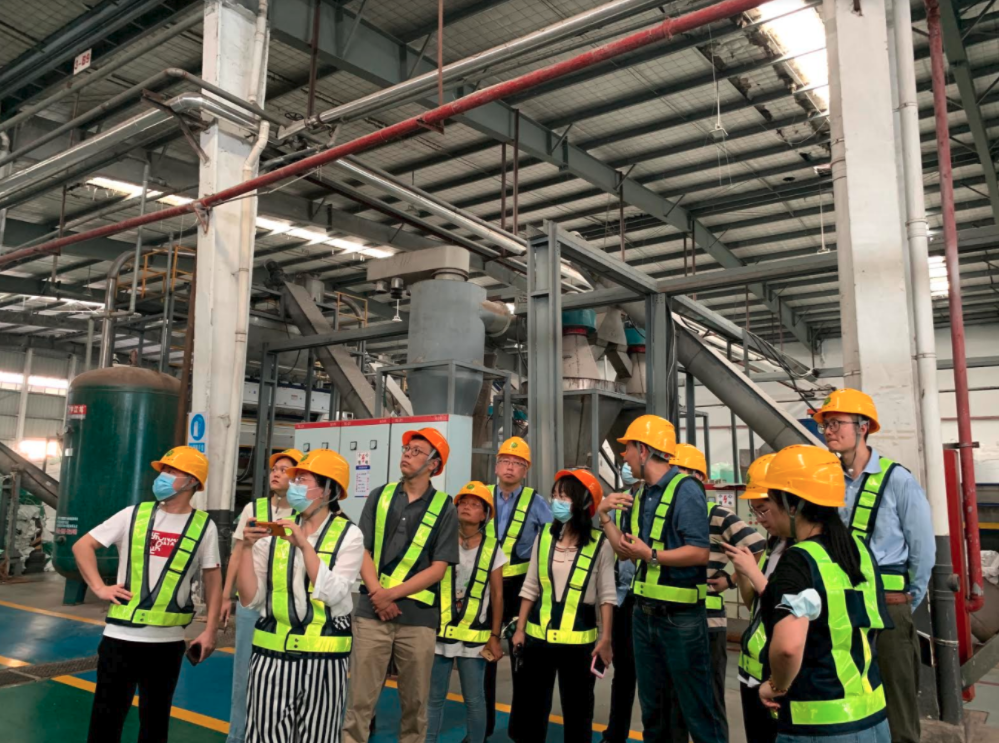 Media Visit to the Huafei Plastic Recycling Project | Veolia China